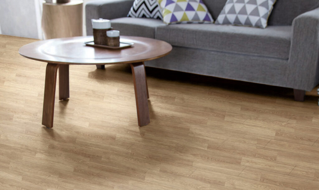 Piso Vinílico Caleo Wood – Revestimiento de alta calidad para espacios comerciales y ...